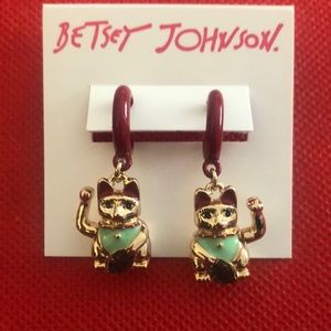 Betsey Johnson | Jewelry | Betsey Johnson Gold Tone Lucking Out Lucky ...